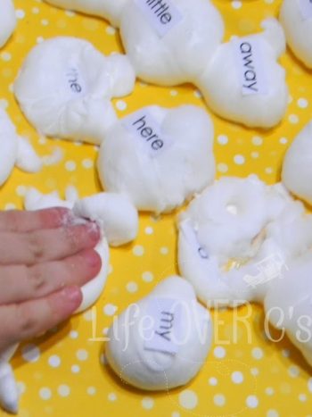 Sight Word Clouds Activity for Preschoolers - Life Over C's