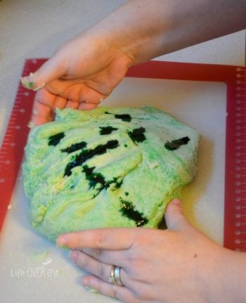 Easy Green Apple Scented Play Dough Recipe for Fall