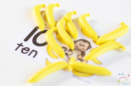 Free Printable Monkey and Banana Counting Cards for 1-10