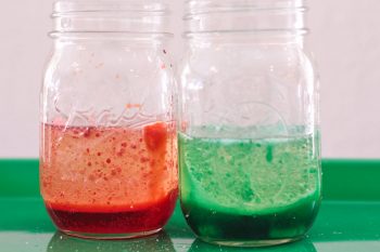 Easy Christmas Lava Lamp Science Experiment - Life Over C's