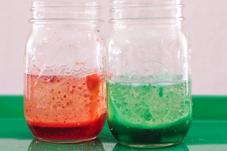 Easy Christmas Lava Lamp Science Experiment - Life Over C's