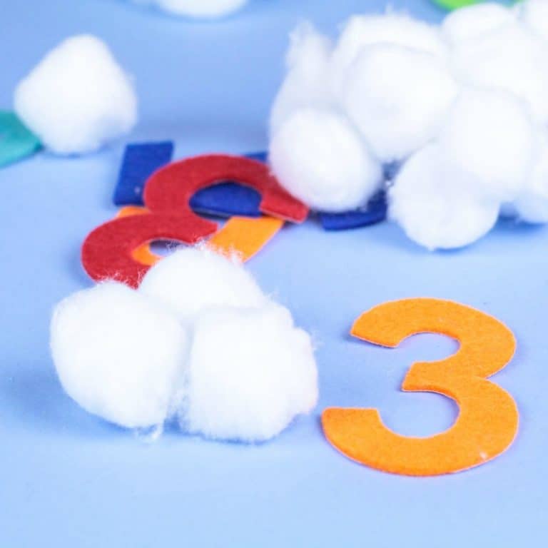 Easy, Hands-On Snowball Counting Activity for Preschool