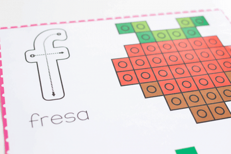 Free Printable Snap Cube Mats for Valentine's Day