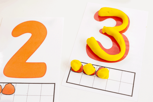 Free Printable Ten Frame Play Dough Mats for 1-10