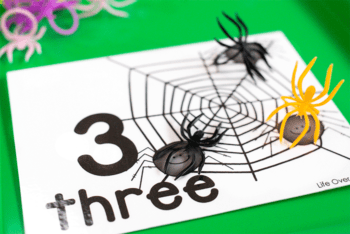 Free Printable Spider Counting Cards for Preschool