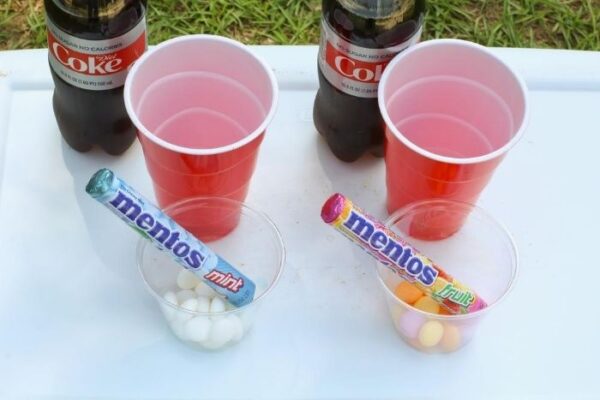 Soda and Mentos Easy Science Experiment for Kids