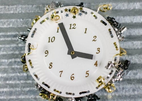 New Year's Eve Paper Plate Clock Craft for Kids