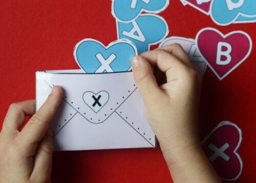 Free Printable Valentine's Alphabet Matching Game