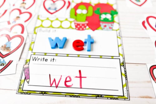 Free Printable Valentine's Day CVC Word Building Mat